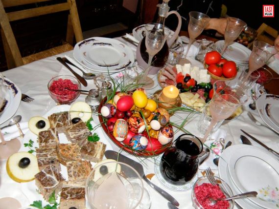 Ce se cuvine să punem pe masa de Paşte? – Denisa Bârgău